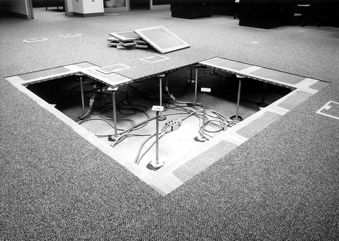 Flooring Systems: When to Choose Raised Access Floor, Carpet Tiles, or ...
